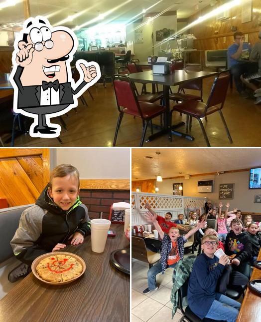 Trackside Pizza, Osgood - Restaurant menu, prices and reviews