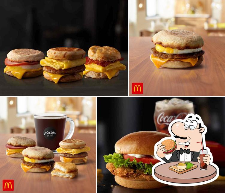 McDonald's, 3710 Penn Ave in Sinking Spring - Restaurant menu and reviews
