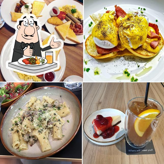 THE COFFEE CLUB - Convent Rd., Bangkok, 45/15 Convent Rd - Restaurant ...