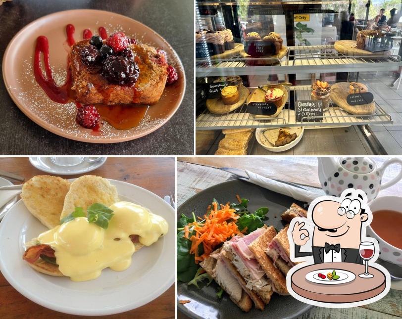 The Lookout Cafe - Restaurant menu, prices and reviews