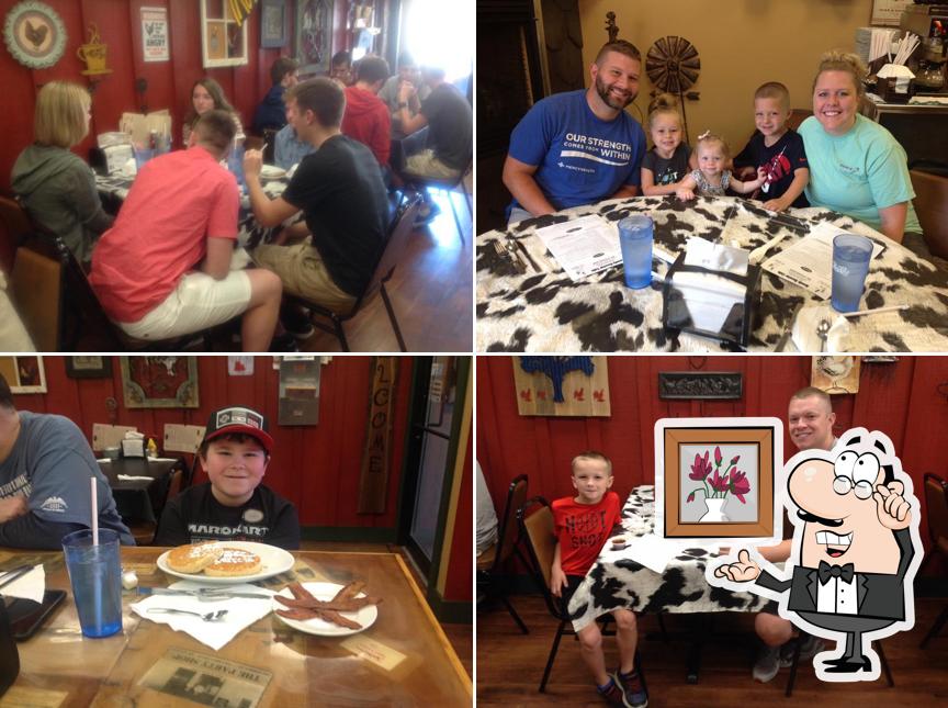 Rowdy Rooster Cafe in Columbus Grove - Restaurant menu and reviews