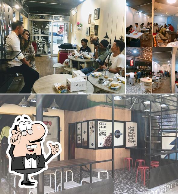 Uni'Q Cafe Tarakan, Tarakan - Restaurant reviews