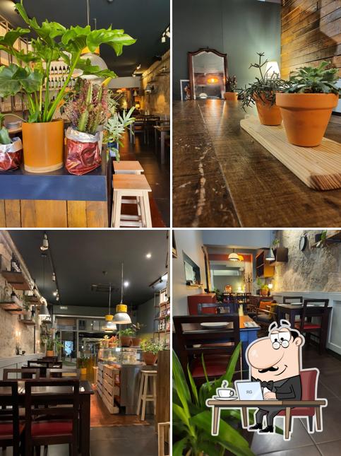 Top 5 restaurants with shawarma in Porto, august 2025 - Restaurant Guru