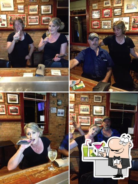 Devenish Railway Hotel in Devenish - Restaurant reviews