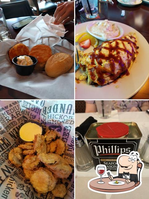 Calhoun's, Oak Ridge - Restaurant menu, prices and reviews