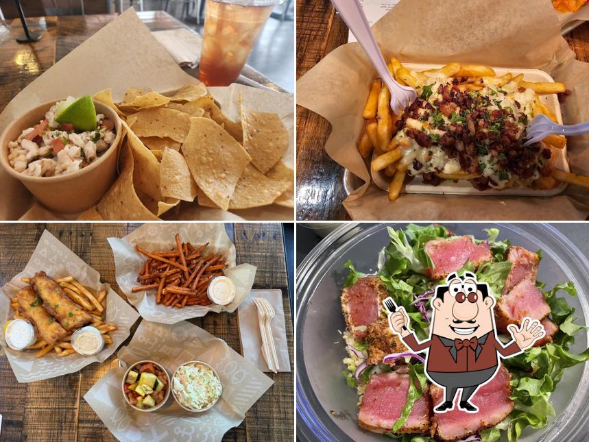 FISH DISTRICT, San Diego - Restaurant menu, prices and reviews