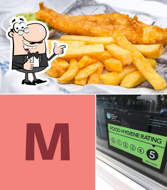 Lee's Chippy in Astley - Restaurant reviews