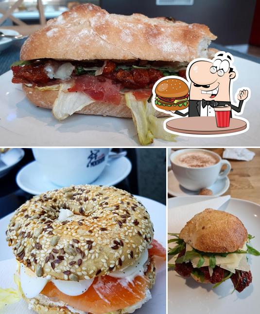 Kaffee Station cafe, Berlin, Konrad-Wolf-Straße 87 - Restaurant reviews