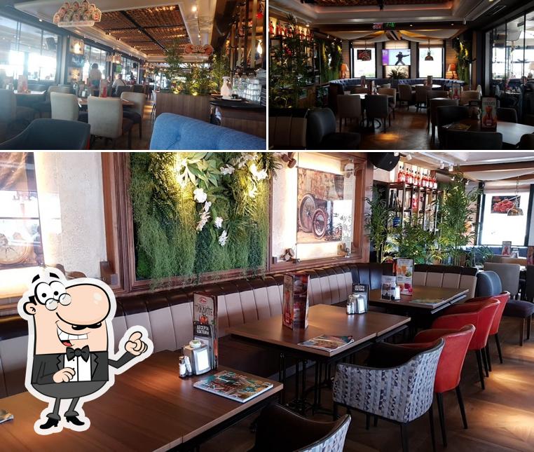Happy Bar & Grill, Varna - Restaurant menu, prices and reviews