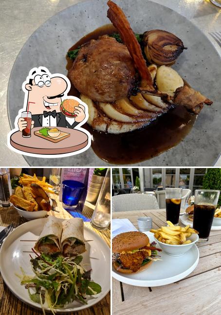The Moat House Inn, Alcester - Restaurant menu, prices and reviews