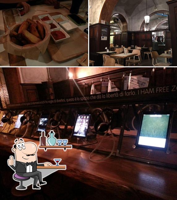 Ham Holy Burger, Rome, Castro Pretorio - Restaurant menu, prices and ...