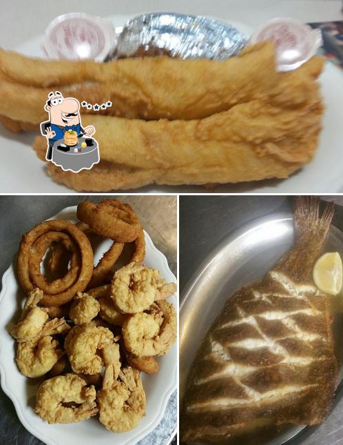 Harbor Inn Seafood Charlotte in Charlotte - Restaurant menu and reviews