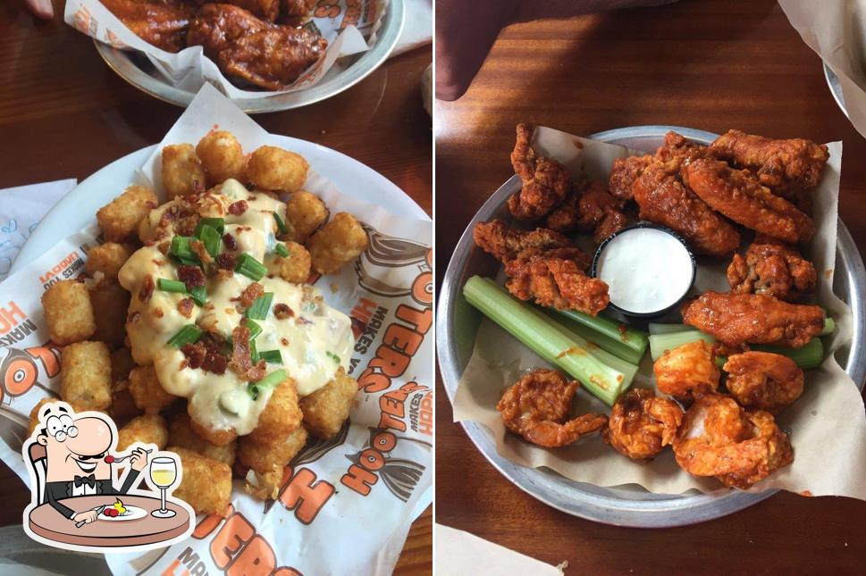 Hooters, Round Rock - Restaurant menu, prices and reviews