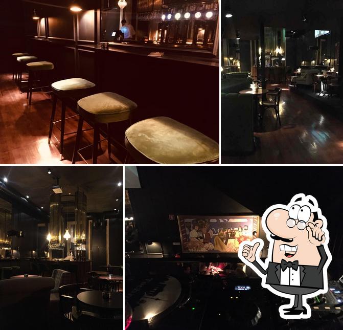 Romanoff pub & bar, Porto - Restaurant reviews