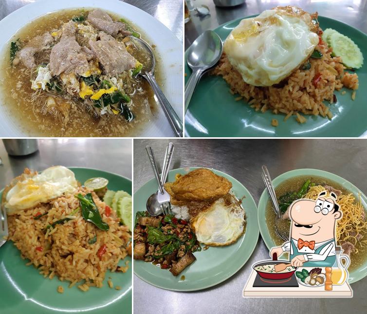 Rad Na Yod Phak Ban Badin Branch 2 restaurant, Bangkok - Restaurant reviews