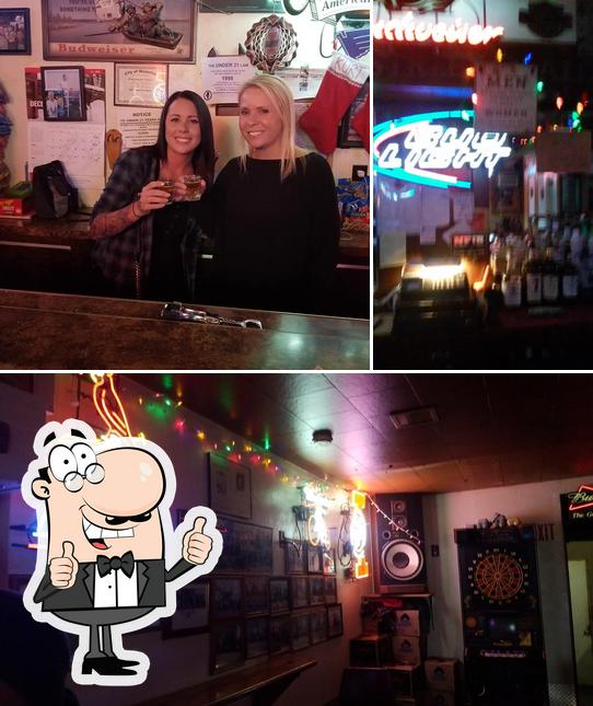 Main Street Saloon Inc in Waterloo - Restaurant reviews