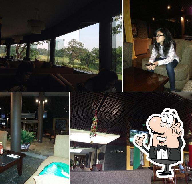 Jack's Golfer Terrace restaurant, Tanjungarum