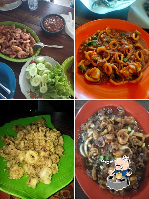 Ulam Sari Seafood restaurant, Cilacap - Restaurant reviews