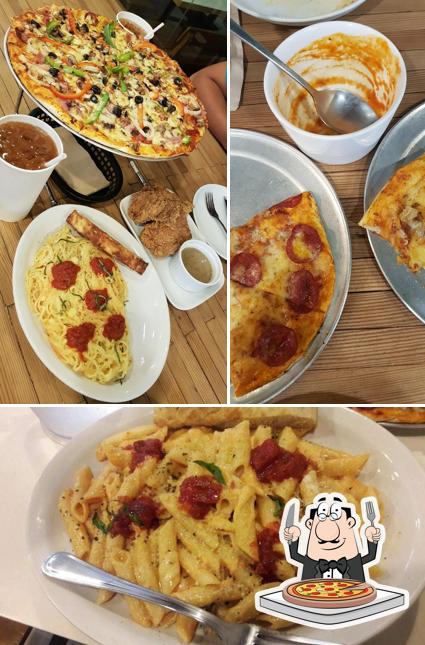 Pizza Telefono, Makati, Buendia - Restaurant menu, prices and reviews