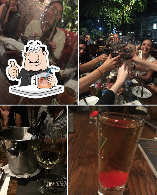 El Botellon restaurant, Mexico City, Anatole France 120 - Restaurant ...