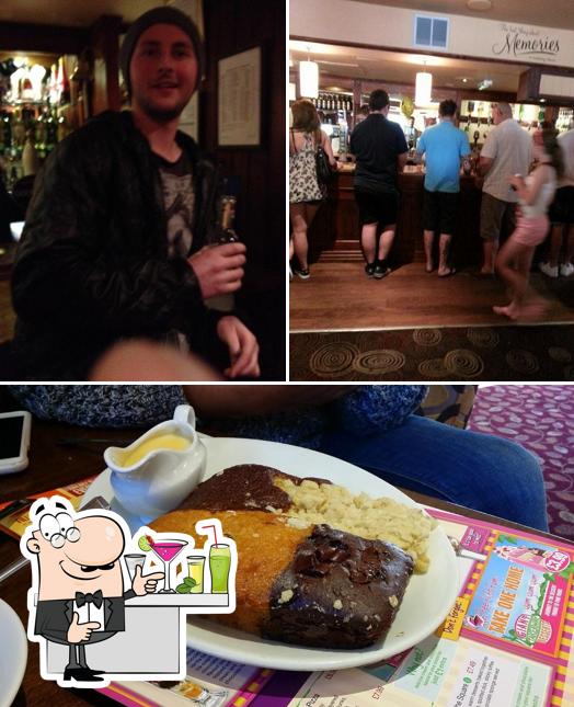 The Quays, Festival Leisure Park, Waterfront Walk in Basildon ...