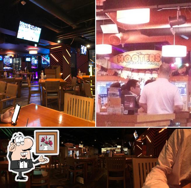 Hooters, Seoul, Sinnonhyeon - Restaurant menu, prices and reviews