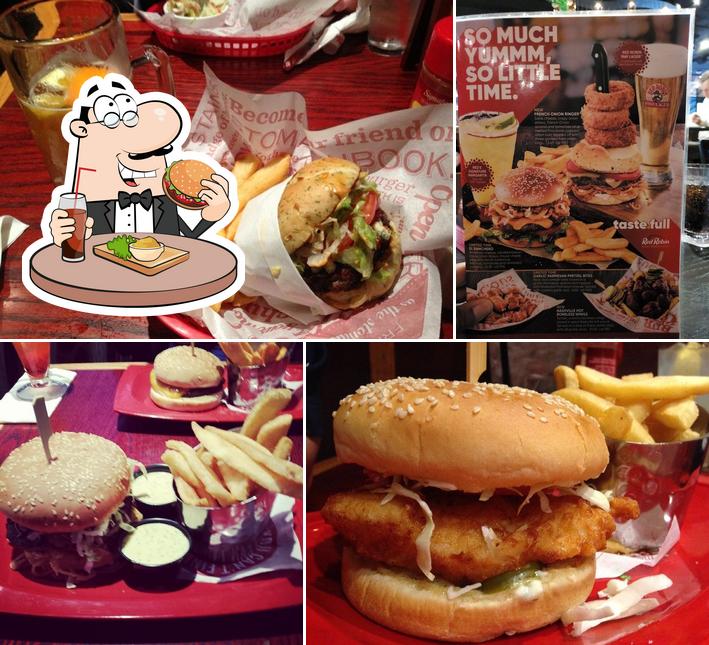 Red Robin Gourmet Burgers in Lynnwood - Restaurant menu and reviews