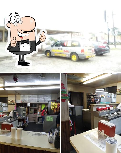Burger Boy, 217 E Davis St in Conroe - Restaurant menu and reviews