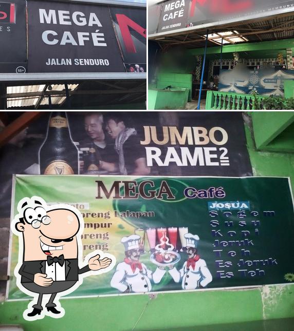 Mega Cafe, Senduro - Restaurant reviews