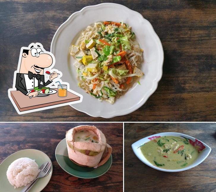 The curry shak pai Thailand, Pai - Restaurant menu, prices and reviews