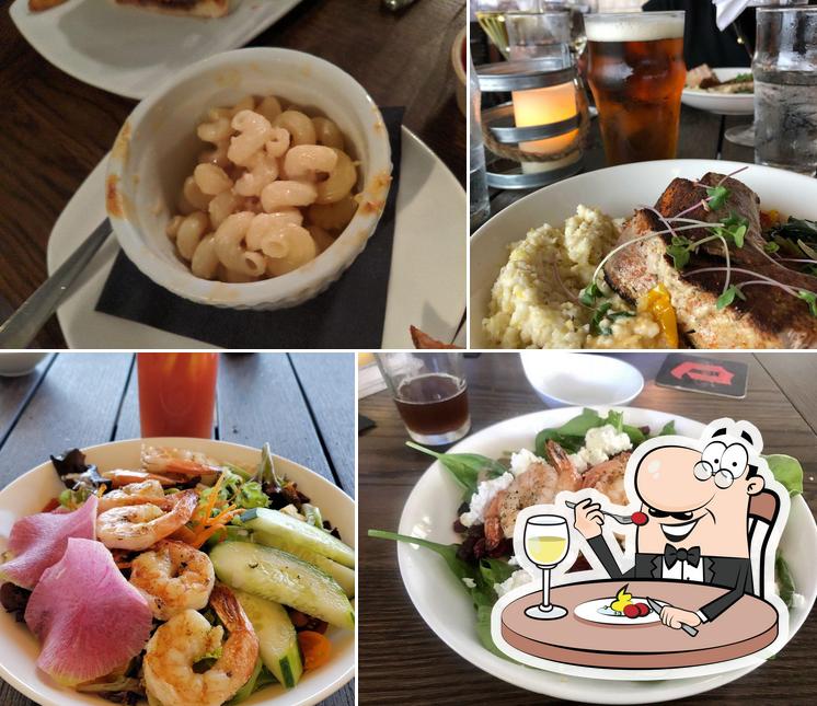 The Village Table and Tavern in Duck - Restaurant menu and reviews