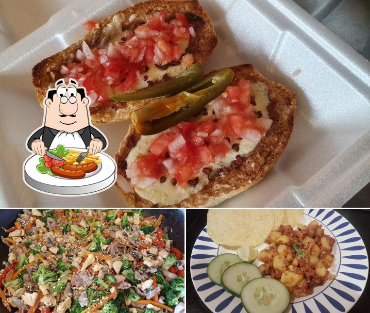 Antojitos Mexicanos restaurant, Mexico City, Anselmo de la Portilla 31 ...