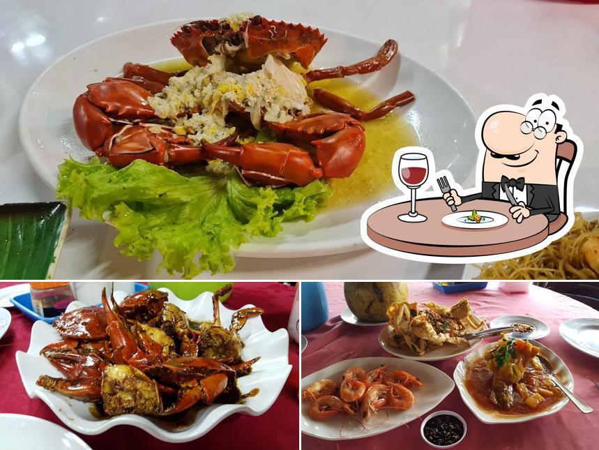 Golden Prawn 933, Batam - Restaurant menu, prices and reviews