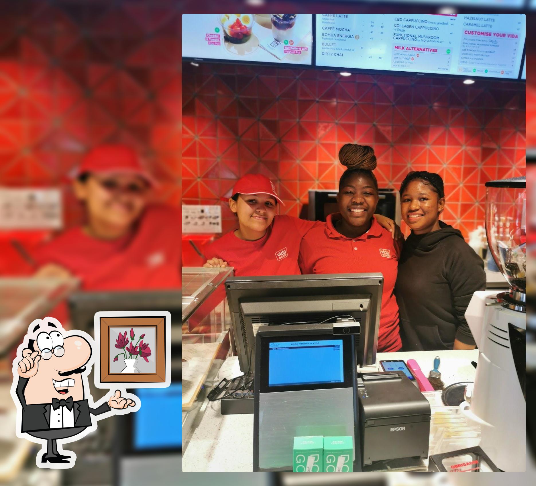 vida e caffè Longbeach Mall (H), Cape Town - Restaurant reviews
