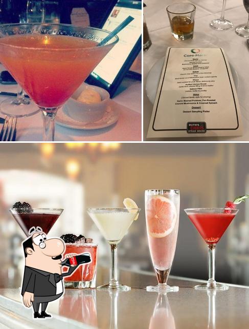 Ruth's Chris Steak House, Embassy Suites Hotel, 267 Marietta St NW in ...