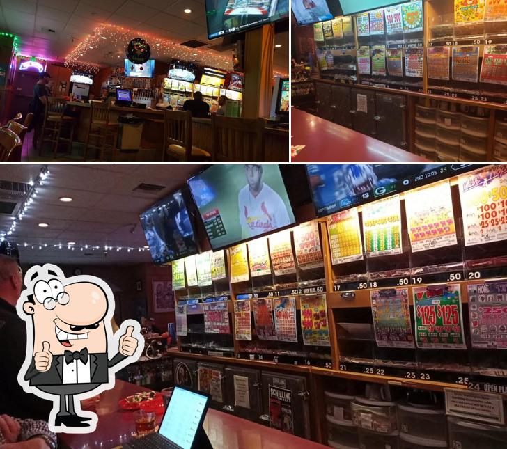 Dino's Pub in Renton - Restaurant menu and reviews
