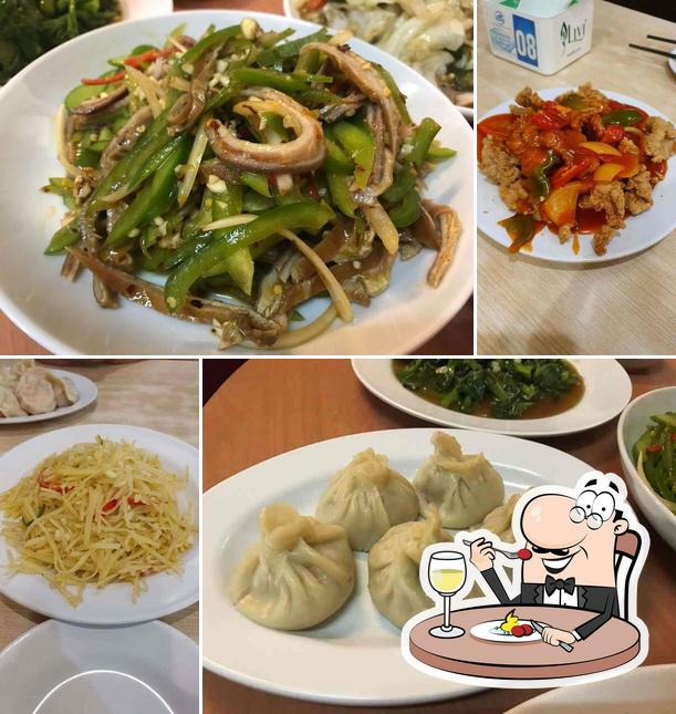 Super Suikiaw 菫華餃子店(俺の餃子) restaurant, Jakarta - Restaurant menu and reviews