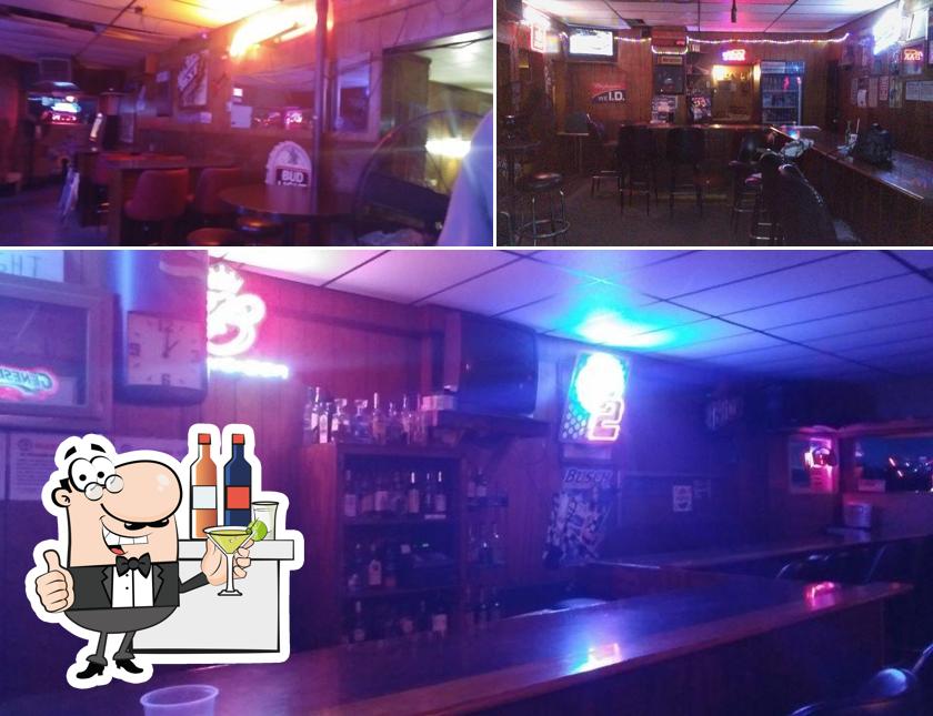 Silver Bullet Saloon, Alliance - Restaurant menu, prices and reviews