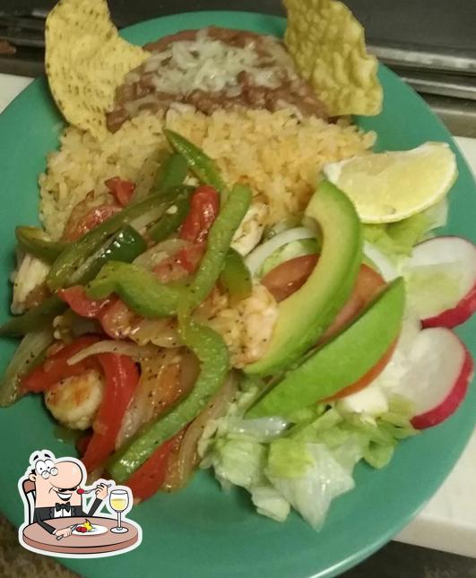 Los Primos Bakery in Avenal - Restaurant menu and reviews