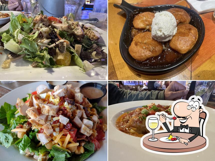 Ford's Garage Dearborn, Dearborn - Restaurant menu, prices and reviews