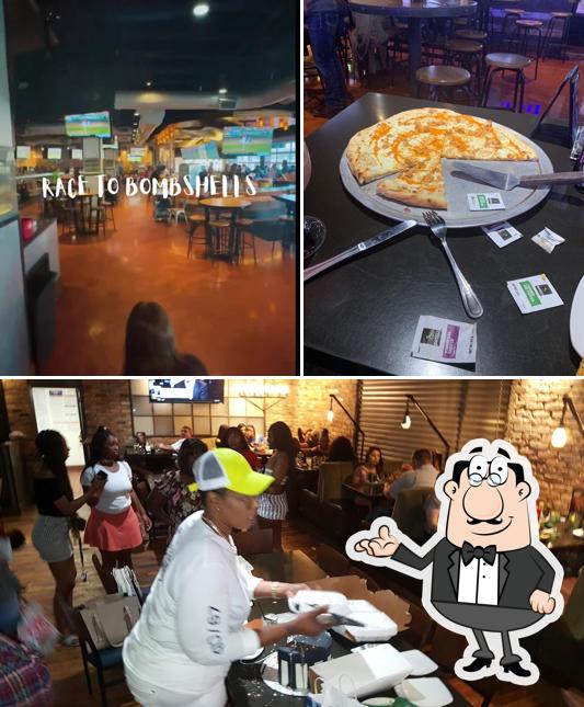 Bombshells Dallas in Dallas - Restaurant menu and reviews