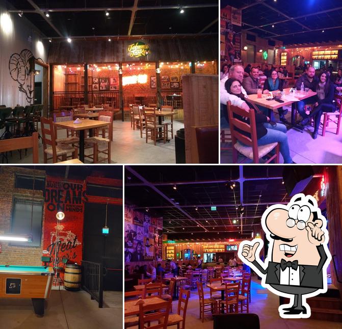 Johnnie Jack pub & bar, Pelotas, R. Santos Dumont - Restaurant menu and ...