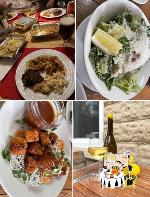 Mono Cliffs Inn, Mono - Restaurant menu, prices and reviews