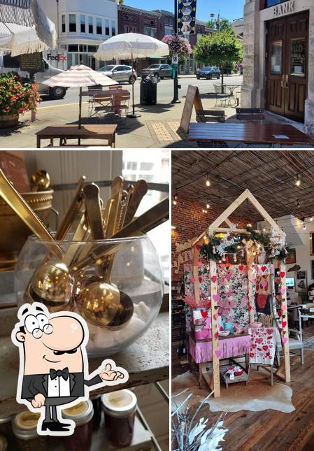 The Amsden, Versailles - Restaurant menu, prices and reviews
