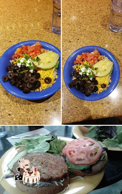 Cafe Yumm! (Oakway Center), 130 Oakway Center in Eugene - Restaurant ...