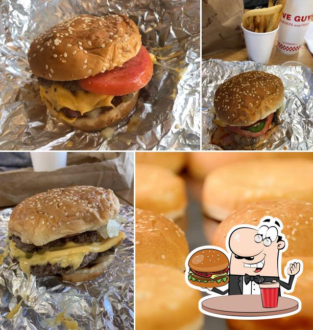 Five Guys, 401 Biscayne Blvd in Miami - Restaurant menu and reviews
