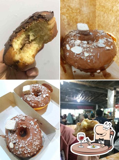 GORDON Donuts & Coffee, Central Jakarta - Restaurant menu, prices and ...