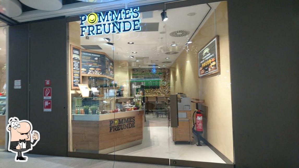 Pommes Freunde restaurant, Munich, Passagen UG - Restaurant menu and ...