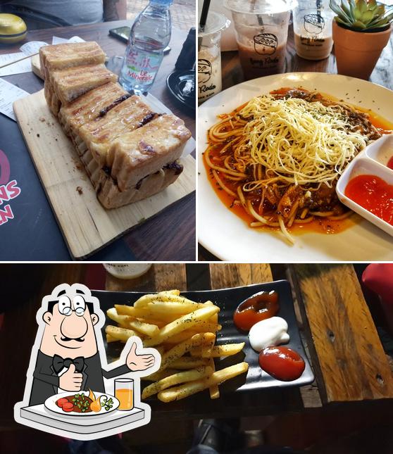 Gerobak Kopi Bang Raden Galaxy restaurant, Bekasi Regency, RT.001/RW ...