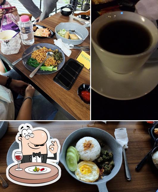 Meet Up Food Stations, Depok - Restaurant reviews